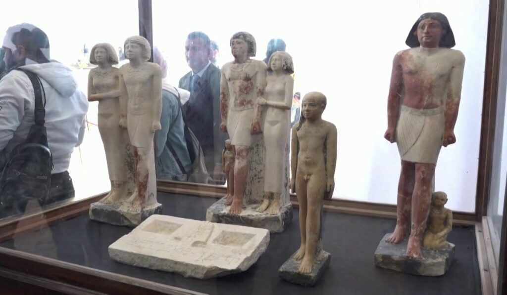 Oldest, most complete unroyal mummy discovered in Egypt | Amu TV