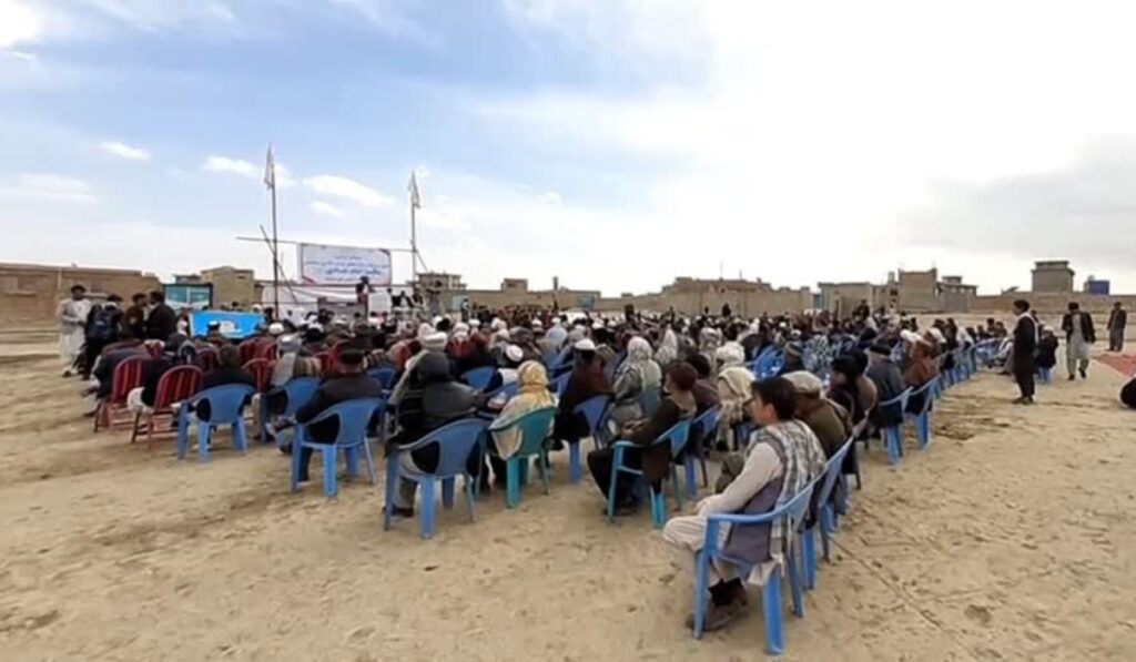 Ghazni residents raise money to build a school for 1,000 students | Amu TV