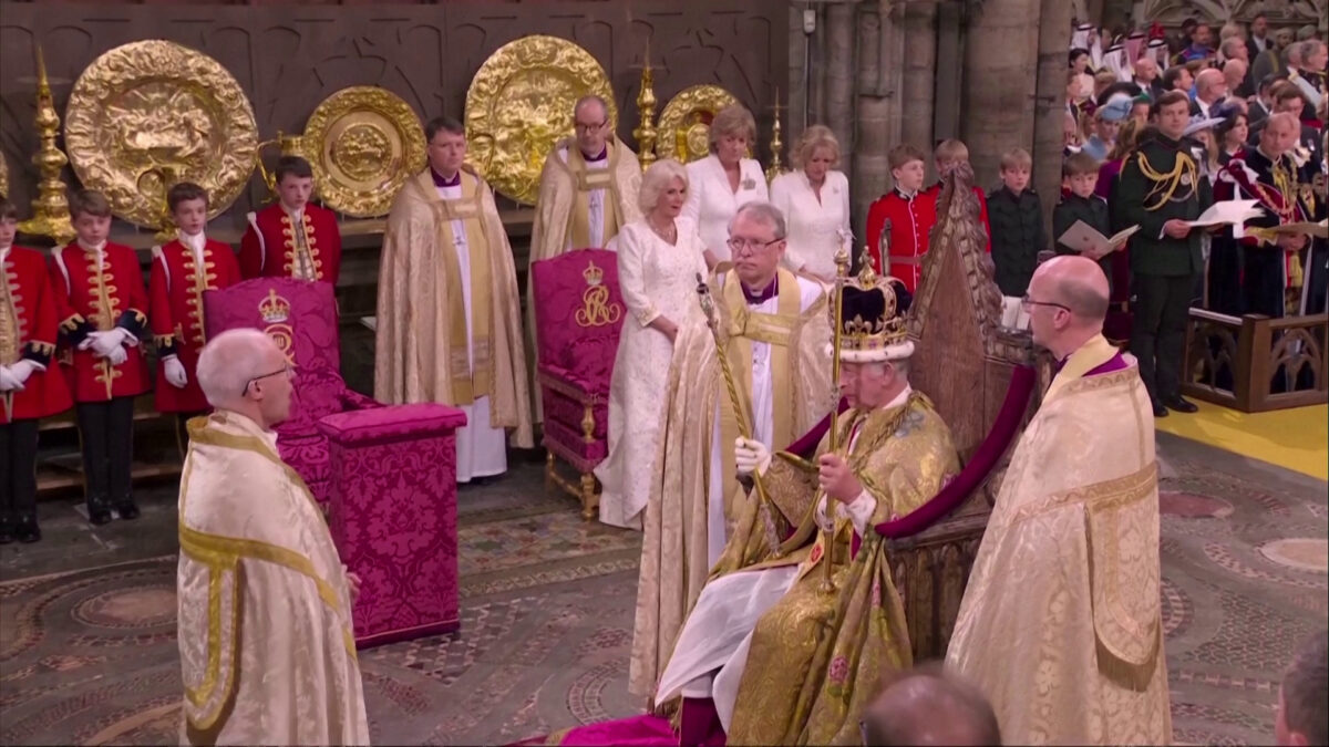 Tens of thousands line London streets for King Charles’ coronation | Amu TV