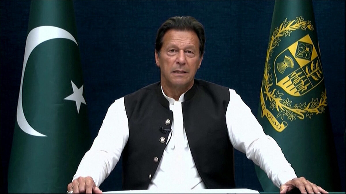 Former Pakistan Prime Minister Imran Khan arrested, aide confirms | Amu TV