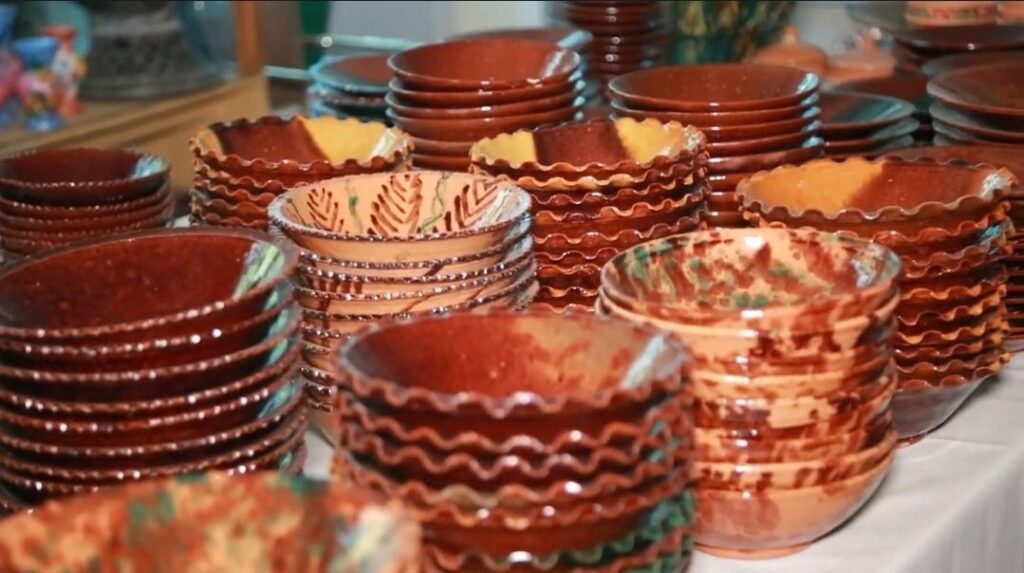 Kabul's potters strive to preserve ancient craft amid challenges | Amu TV
