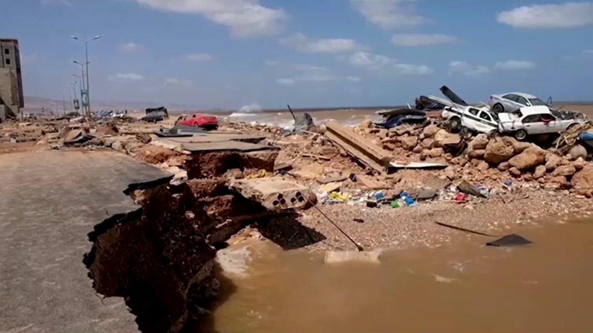 Libya floods wipe out quarter of city, 10,000 feared missing | Amu TV