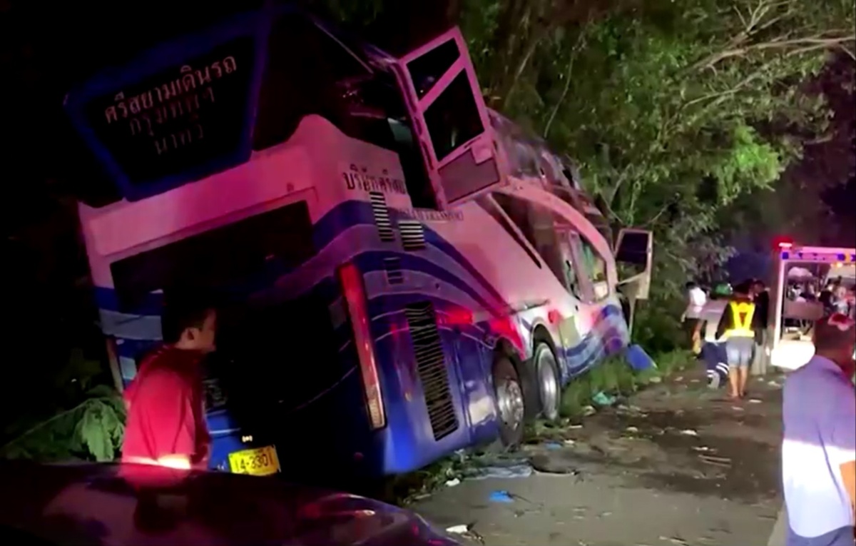 Thai bus accident kills 14, more than 20 injured | Amu TV