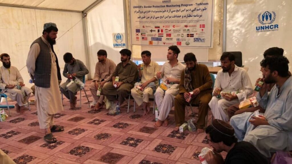 13 citizens of Afghanistan released from Pakistani prisons | Amu TV