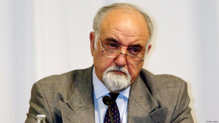 Hedayat Amin Arsala, veteran Afghan politician, dies at 84 | Amu TV